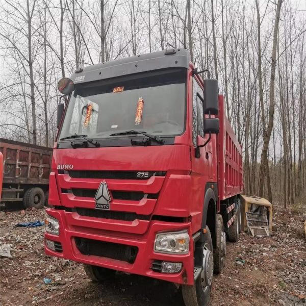 Quality Air Suspension Driver prime s Seat Dump Truck HOWO 8X4 Year 2016 for Your Projects for sale