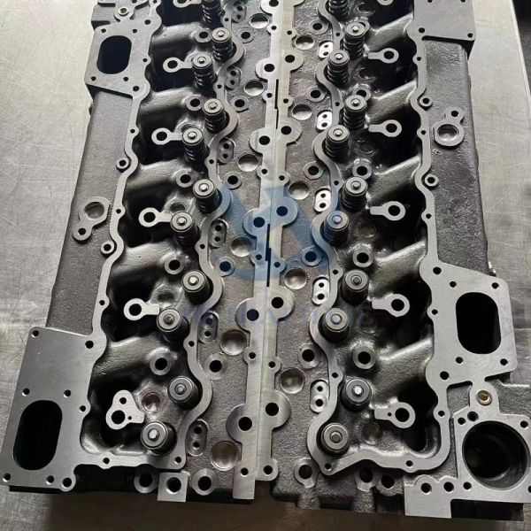 Quality Construction Machinery Parts 7N8876 8N6796 7C-4006 Cylinder Head  for 3306 Engine for sale