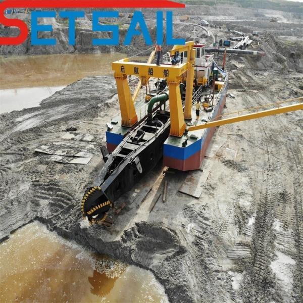 Quality 18 Inch Cutter Suction Dredger with Capacity River Sand Pump and Cumins 1137 Kw for sale