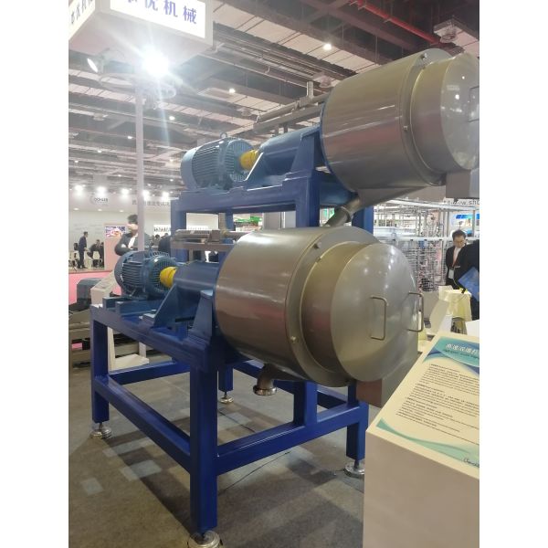 Quality High Speed Double Stage Fruit Pulper Machine 10TPH With 1300 * 1250 * 1400mm for sale
