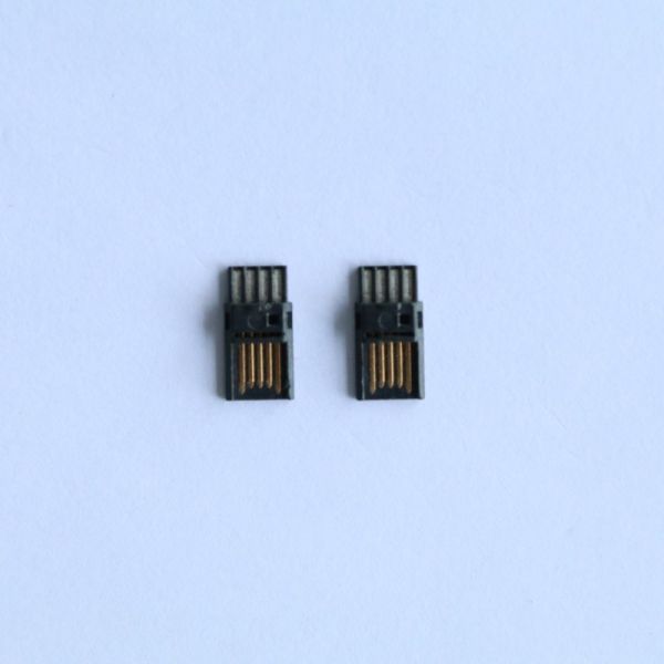 Quality High Pressure Vertical Injection Molding Machine Insert molding Machine for sale