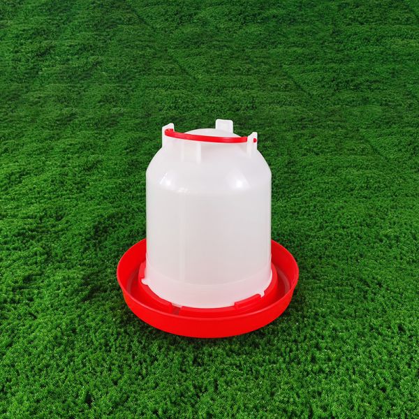 Quality Tradition Plastic Automatic Rooster 5L Drinking Devices Cone Shape Cylindrical for sale