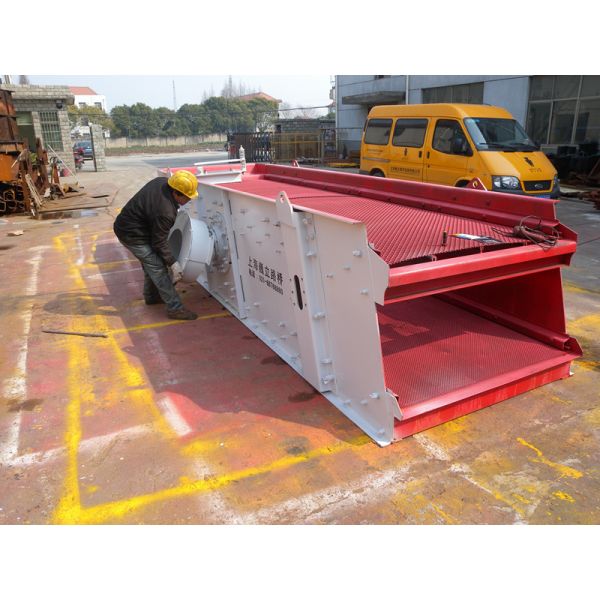 Quality Double Deck Vibrating Screen Machine Vibratory Feeder For Aggregates Separating for sale