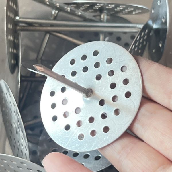 Quality M3*75 Mm Galvanized Marine Insulation Pins With Perforated Disc Base for sale