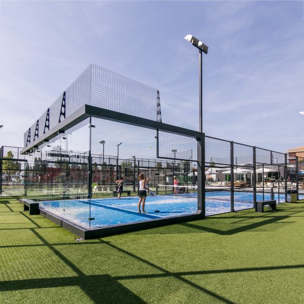 Quality Panoramic Padel Court Glass Padel Stadium 10*20m White Black Customized With LED Flood Light / Steel Post / Steel Mesh for sale