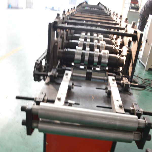 Quality Customized C Shape U Stud And Track Roll Forming Machine Galvanized steel frame for sale