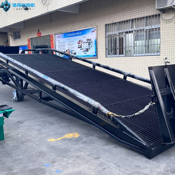 Quality CE-Approved 10tons 22000lbs Mobile Forklift Loading Dock Ramp for sale