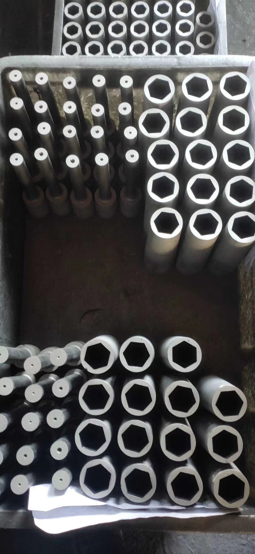 High Density 1.85 1.91g/cm3 Round Square Hexagonal Gear Graphite Mold for Casting Brass
