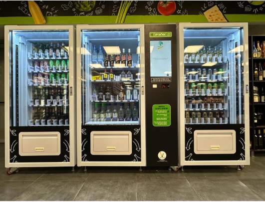 Quality Cooling System 3-20°C/ None Wine Vending Machine For Hotel White Or Customize for sale