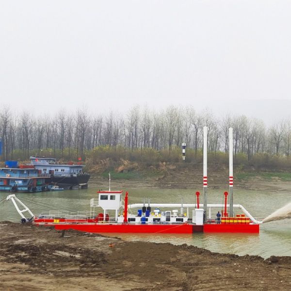 Quality Custom Made 4000m3 Sand Dredger Ship Cutter Suction Type 200kw for sale