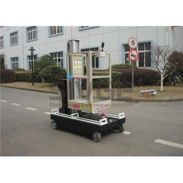 Quality Self - Propelled Vertical Mast Lift GTWZ6-1006 For Factories / Airports for sale