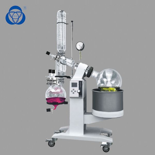 Quality Laboratory  Rotary Vacuum Distiller 1500 Cm² Cooling Surface With Pump for sale
