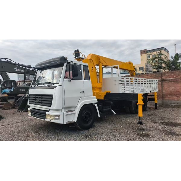Quality used 6*4 12 tons mounted crane for sale for sale