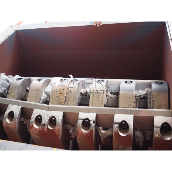 Quality Milk HDPE Bottle Pet Plastic Crusher Machine 800kg H for sale
