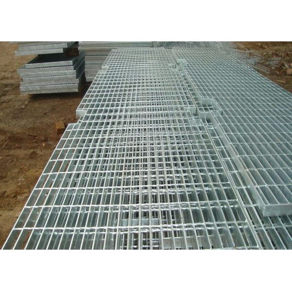 Quality Standard 25x3 Forge Galvanized Steel Grating A36 Material Flat Type for sale