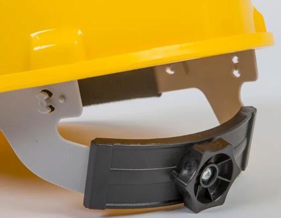 Quality EN397 Lightweight Hard Hat Ventilation Hard Hat With Chin Strap for sale