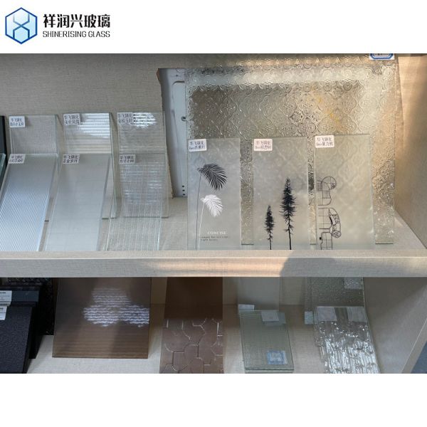 Quality Ultra Clear Tinted Stream Pattern Glass Textured Cabinet and Door Glass Pane for sale