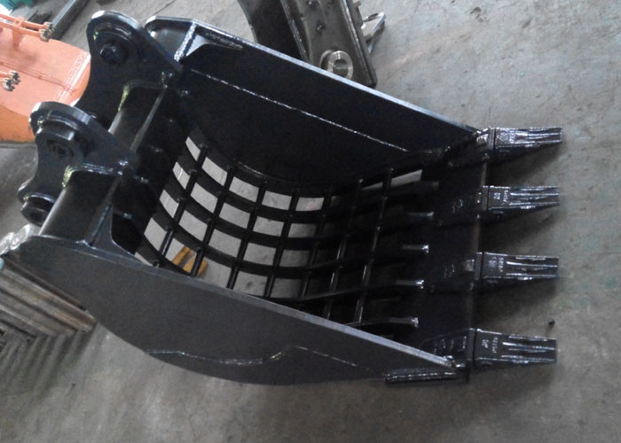Quality 0.5 Cum Komatsu Excavator Skeleton Bucket With Heavy Duty Interlocking Ribs for sale