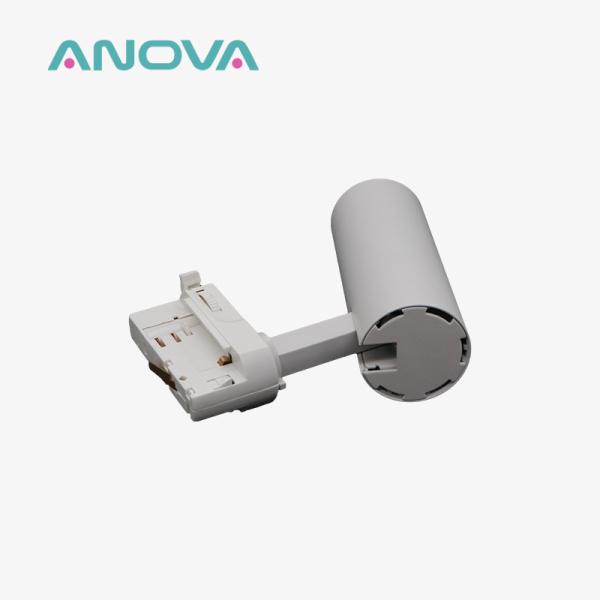 Quality Commercial 12W Adjustable Spot Light 1260lm-1152lm 3 Phase Track Light for sale