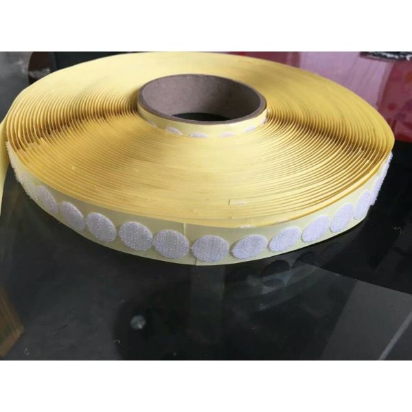 Quality 22MM diameter 100% polyester hook and loop self adhesive dots coins with yellow for sale
