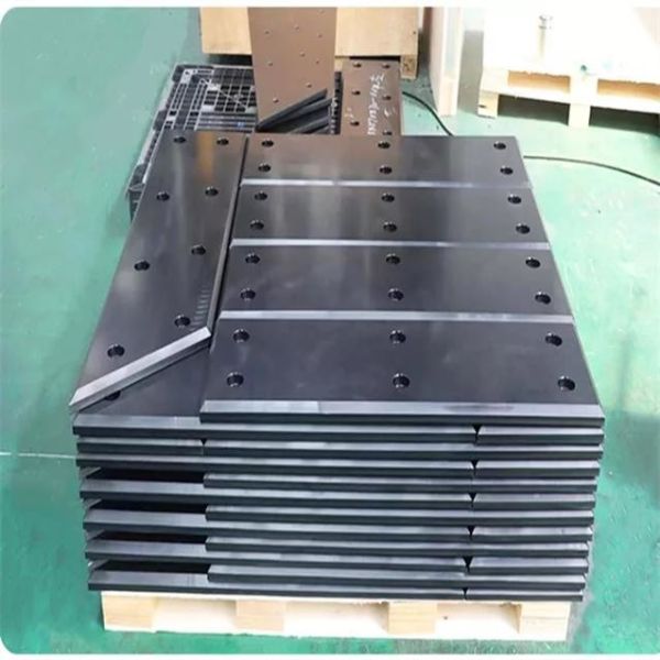 Quality Durable UHMWPE Plastic Corner Pads Marine Fender Board For Dock Construction for sale