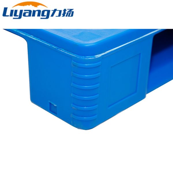 Quality Blue Plastic EPAL Euro Pallet HDPE Pallets Four Way Single Face for sale