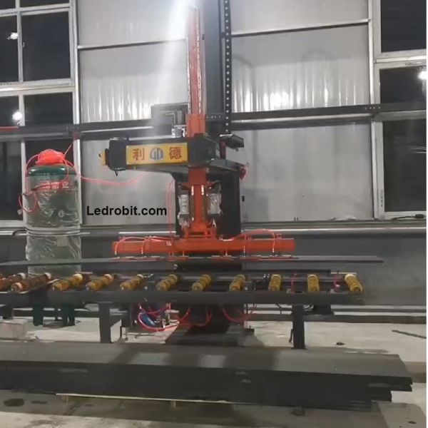 Quality Customized Automatic Loading Machine with Safety Features and LCD Display for sale
