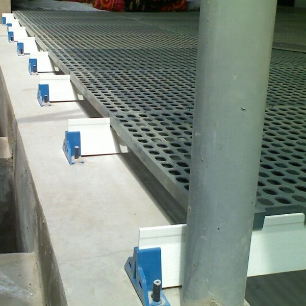 Quality Load Strength Slat Floor Support FRP Beam Profiles Lightweight and Corrosion for sale