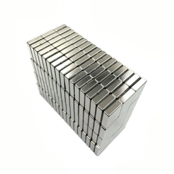 Quality Rectangular Flat Bar Neodymium Magnets 30SH-45SH ISO14001 Certified for sale
