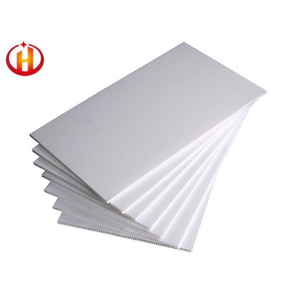 Quality White Non Toxic PP Corrugated Plastic Sheets Corrosion Resistant for sale
