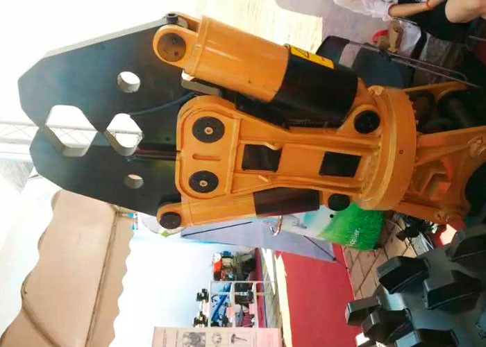 Quality Excavator Crusher Hydraulic Demolition Shears Excavator Pulveriser for sale