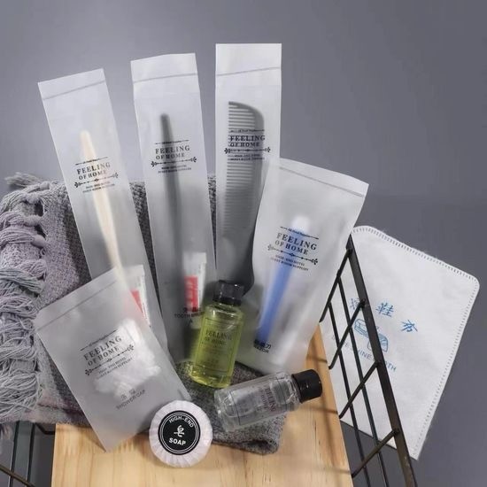 Quality 5 Star Hotel Amenities Sets With Shower Cap / Shaver / Sewing Kit for sale