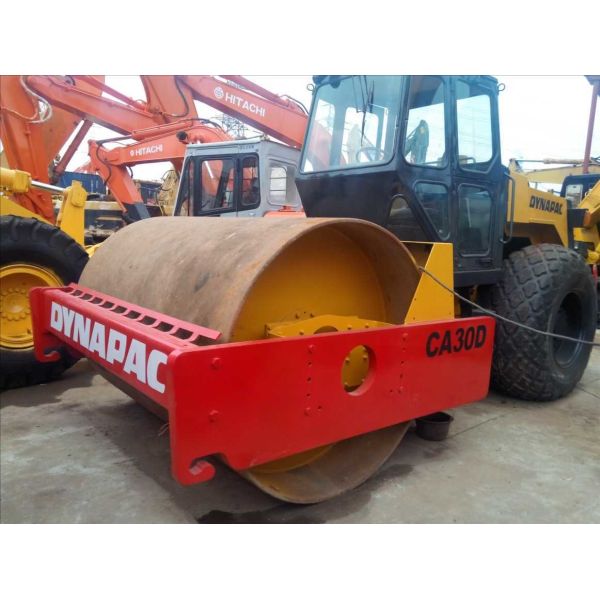 Quality Dynapac CA30D Road Roller Compactor Machine with Excellent Efficiency for sale