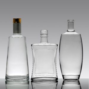 Quality Acceptable Customized 500ml 750 ml Empty Crystal Glass Wine Bottles for Mineral for sale