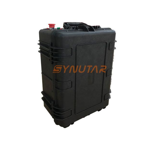 Quality Portable 300W Laser Cleaning Machine 100W / 200w Laser Rust Removal for sale