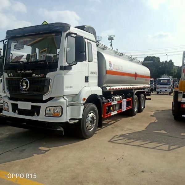 Quality Dongfeng 9.5 Cubic Meter General Liquid Transport Vehicle for sale