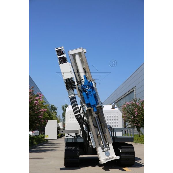 Quality Underground Soil Sampling Drill Rig Machine Full Hydraulic Crawler Type for sale