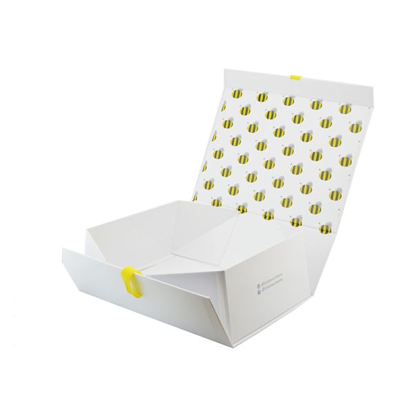 Quality Yellow Ribbon Closure White Hard Cardboard Gift Boxes 8cm Width for sale