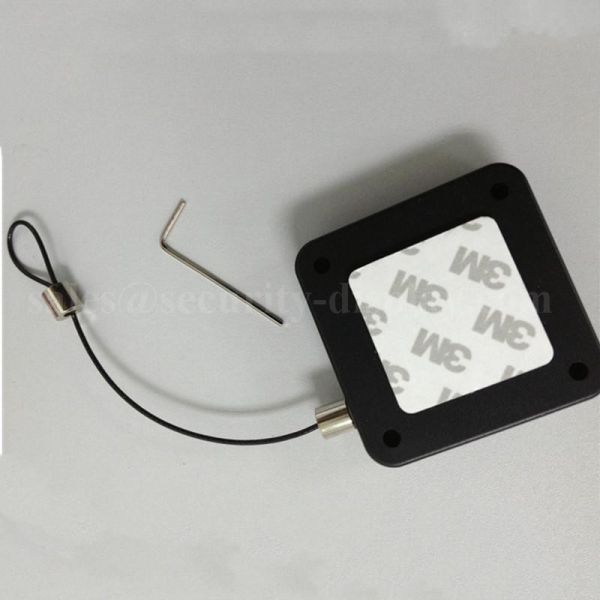 Quality Square Retracting Multi-Purpose Security Tether With Adjustable Lasso End for sale