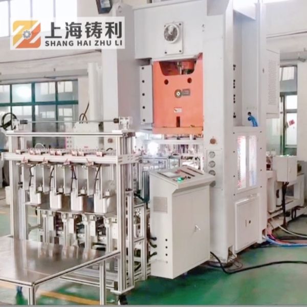 Quality Fully Automatic Aluminium Box Making Machine SMC Pneumatic Aluminum Foil Boxes for sale