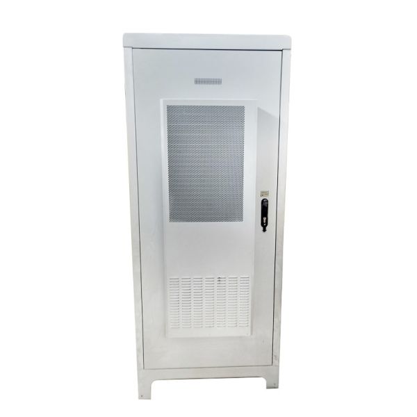 Quality Dustproof Outdoor Telecom Cabinet Floor Standing Installation 8U-42U for sale