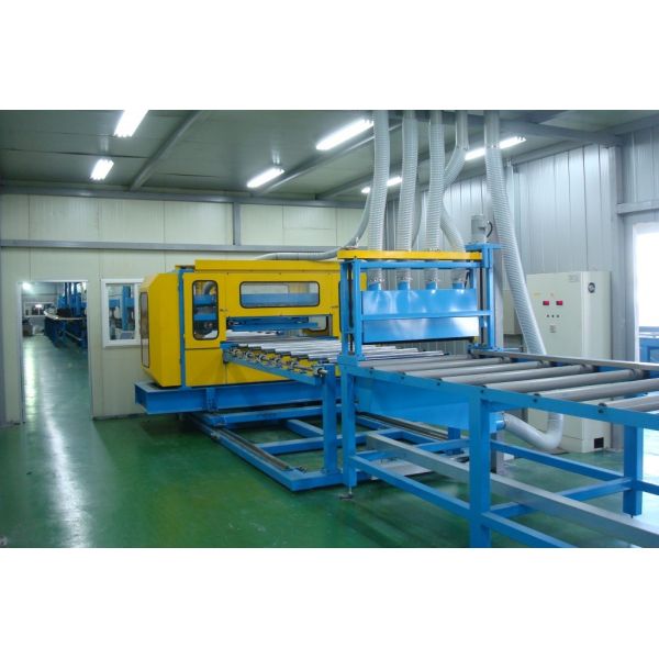 Quality Uncoiler Laminating Z Lock EPS Sandwich Panel Line for sale