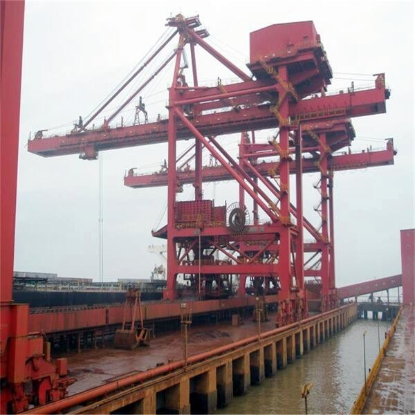 Quality Heavy Duty Grab Type Ship Unloader System For Coal Unloading From Ship for sale