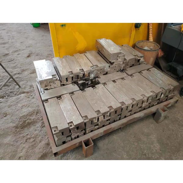 Quality OEM Engineering Machinery Rail Track Hb550 Foam Foundry for sale