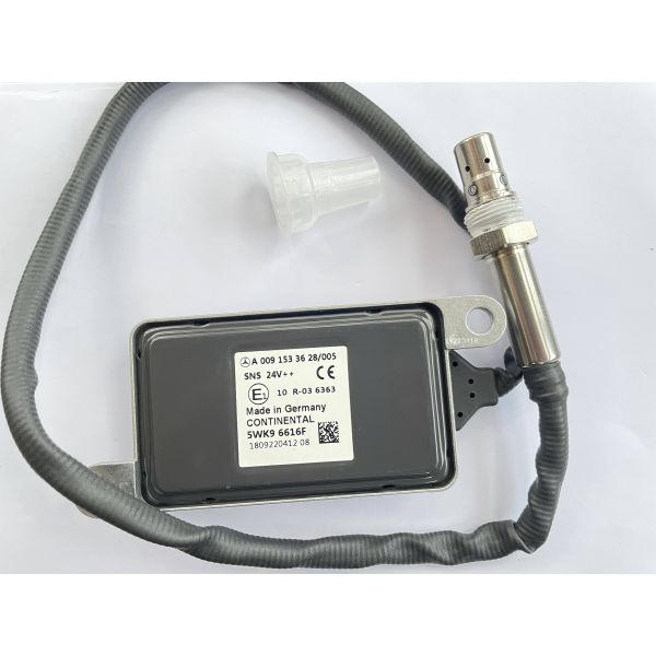 Quality OE A0091533628 Black Nitrogen Oxide Sensor Benz NOx Sensor 590MM 5WK96616F for sale