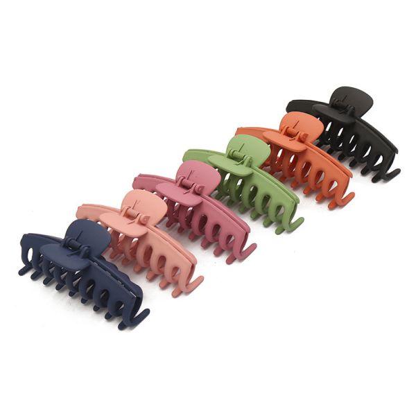 Quality Acrylic Hair Accessories Claw Clamps Plastic Hairpin Hollow Geometric 30g for sale