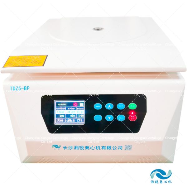 Quality 5500r/min Max Speed Benchtop Centrifuge Machine 4x100ml Capacity Low Noise Operation for sale