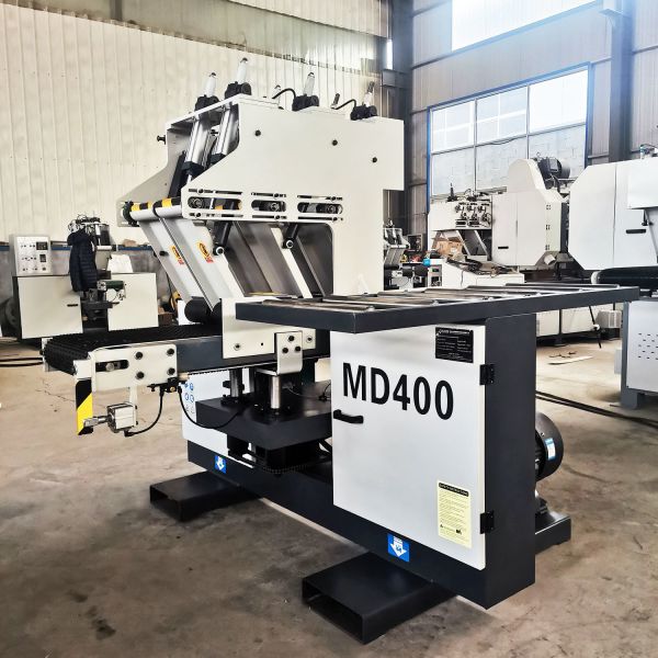 Quality Power 18.5kw Automatic Woodworking Horizontal Band Saw for Precise Square Wood Cutting for sale