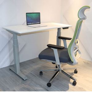 Quality Height Adjustable Modern Boss Study Dual Motor Electric Standing Desk with Metal for sale