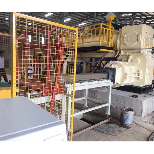 Quality Fully Automatic Clay Brick Making Machine with High Vacuum Extrusion for Multiple Brick Types and 18 Months Warranty for sale
